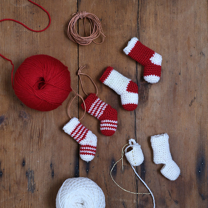 Classic Mini Christmas Stockings - Crochet kit – Krea Deluxe